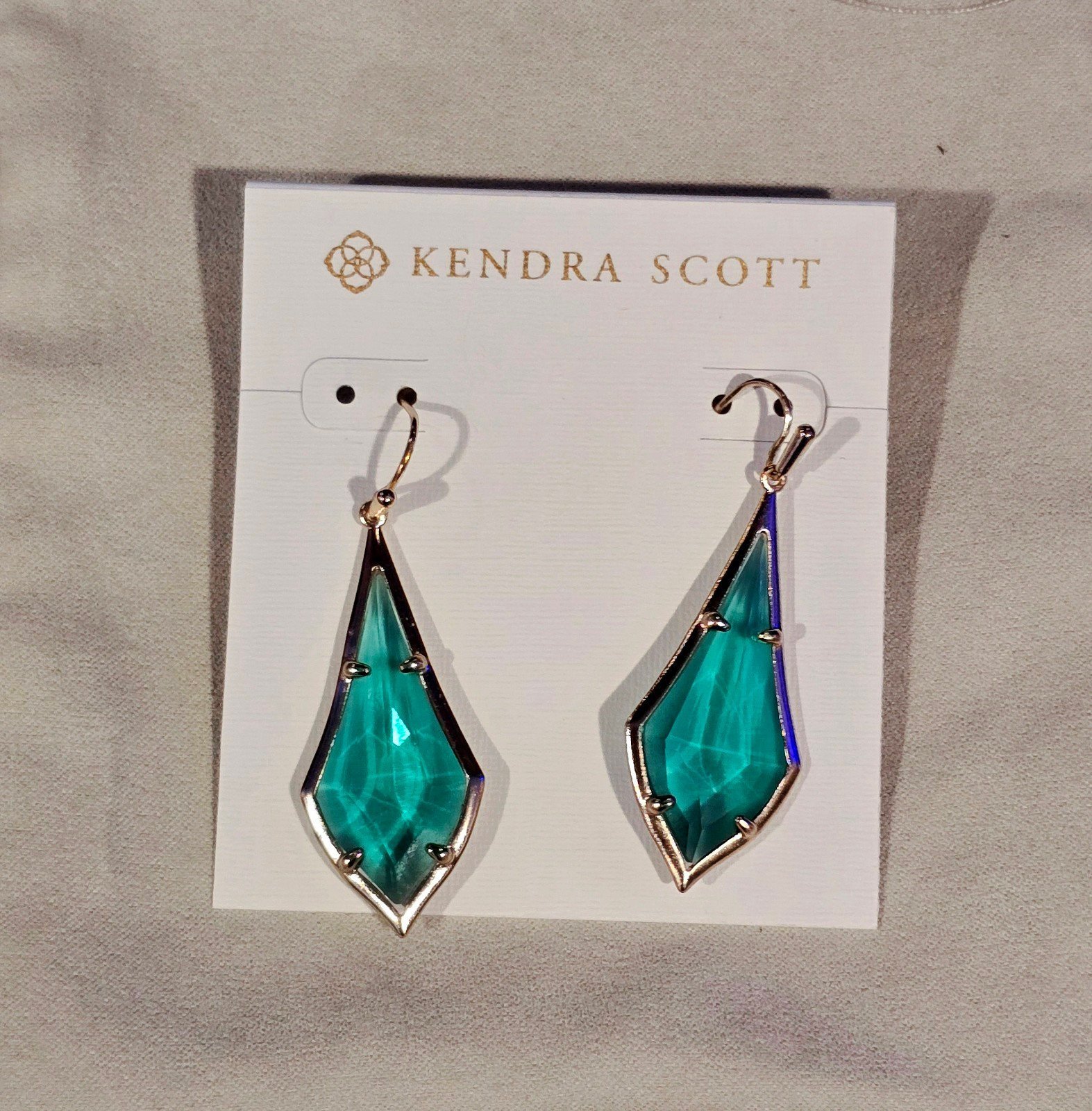 Kendra Scott Olivia Earrings