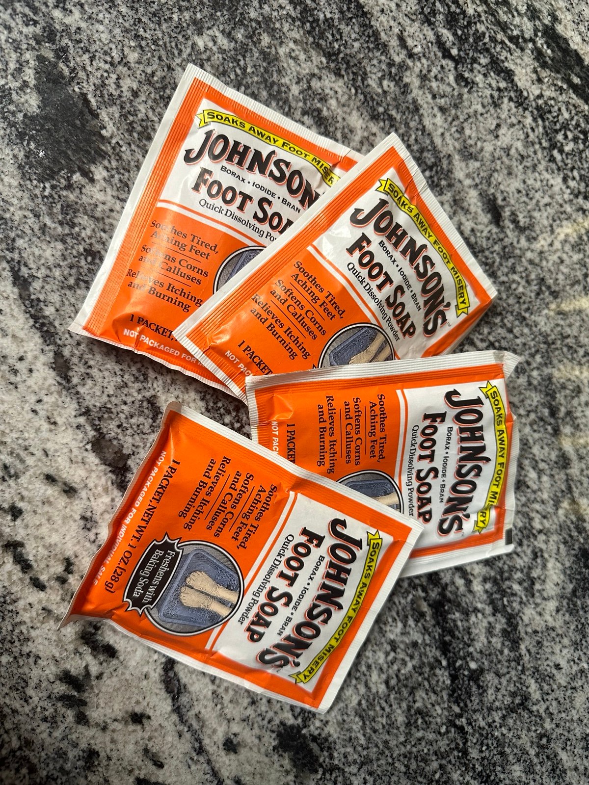 Johnson s Foot Soap 1oz Packet x4 Discontinued Item Body