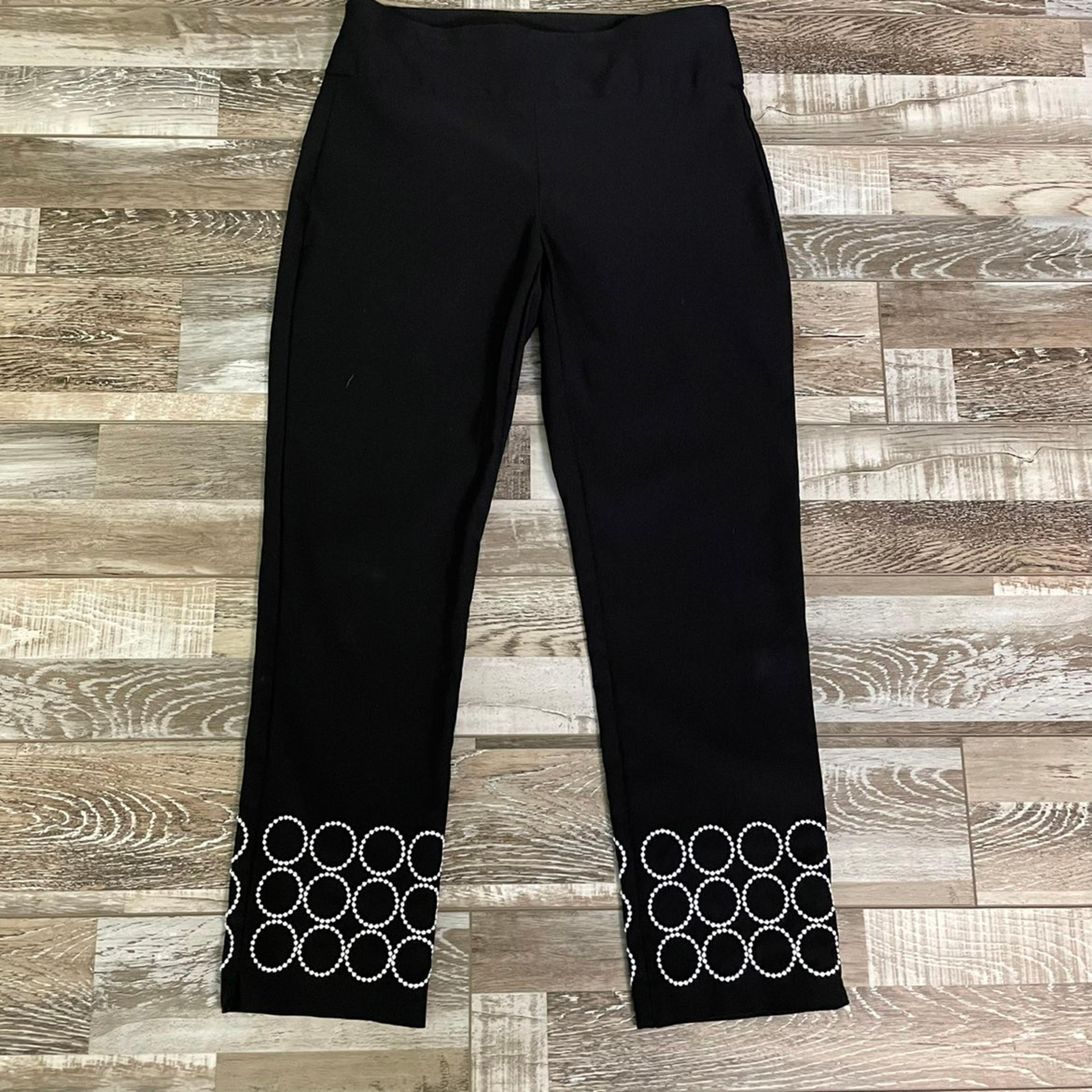 Attyre Black Cropped Pants For Women Mercari