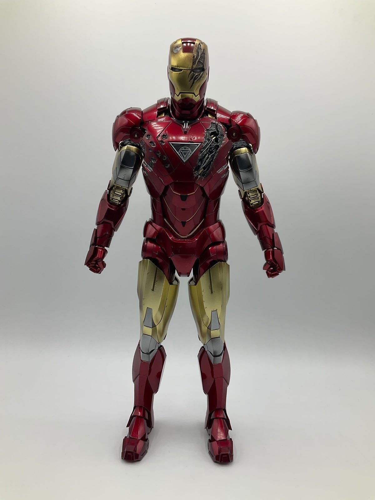 Hot toys iron man mark 6 store