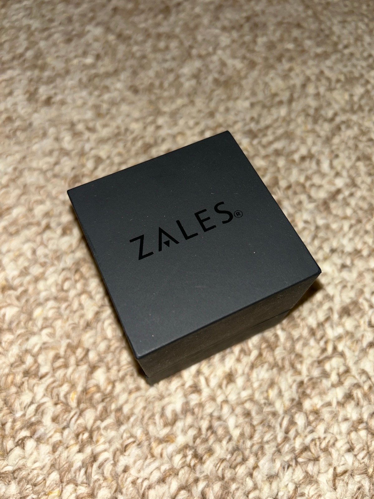 Zales jewelry boxes store