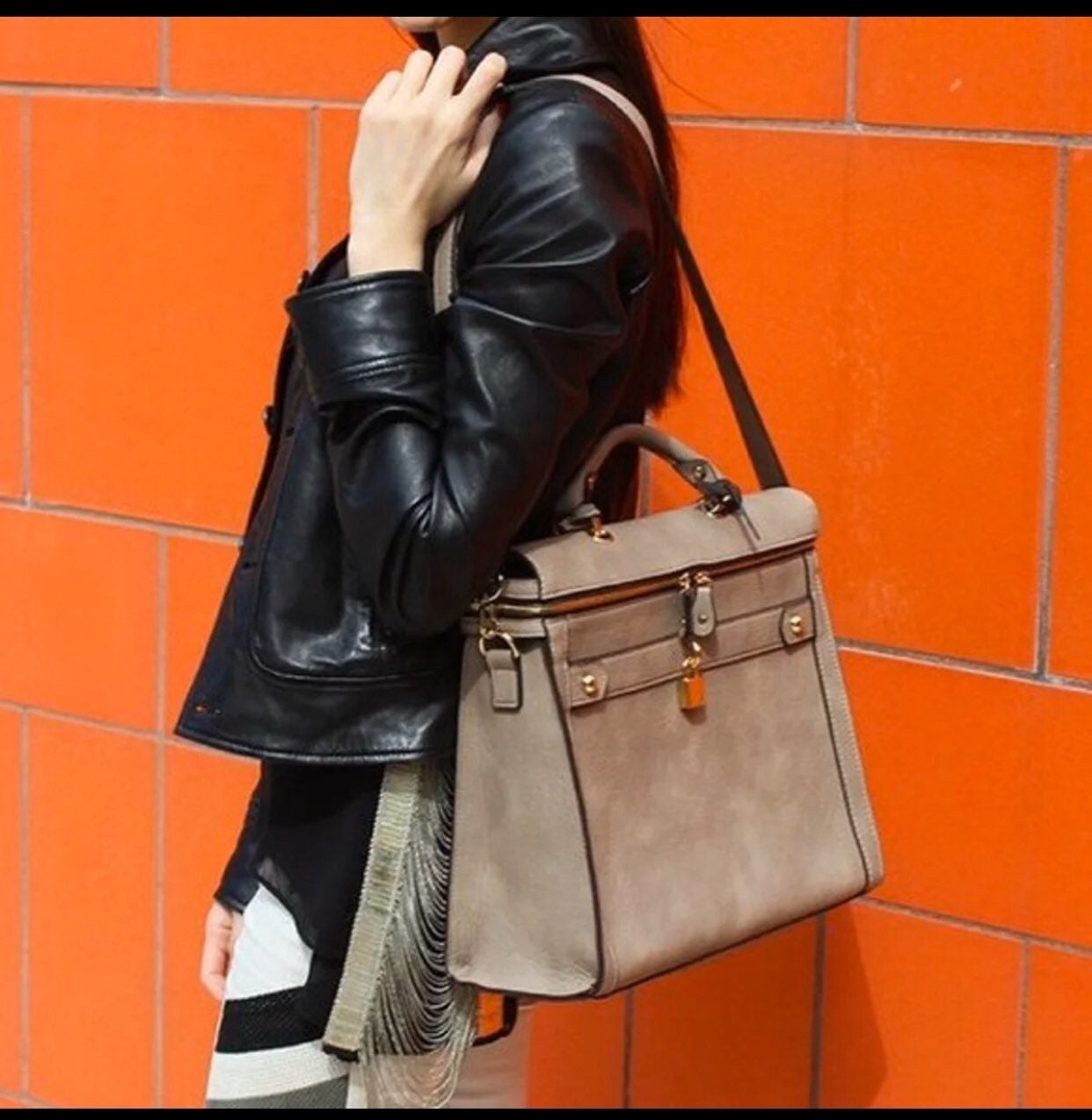 Angela Roi Square Tote bag Crossbody Lap Crossbody Bags