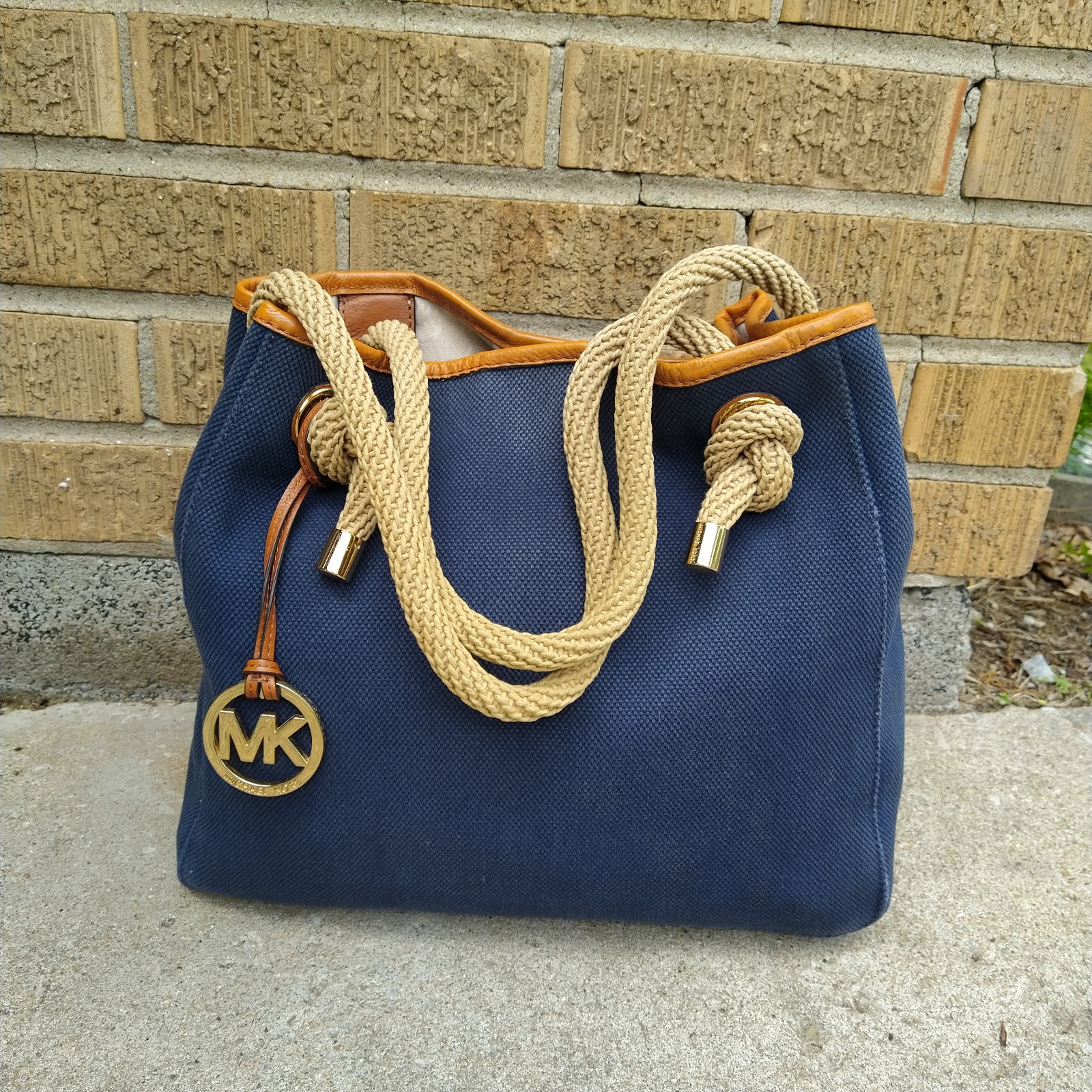 Michael kors bag with rope handles store
