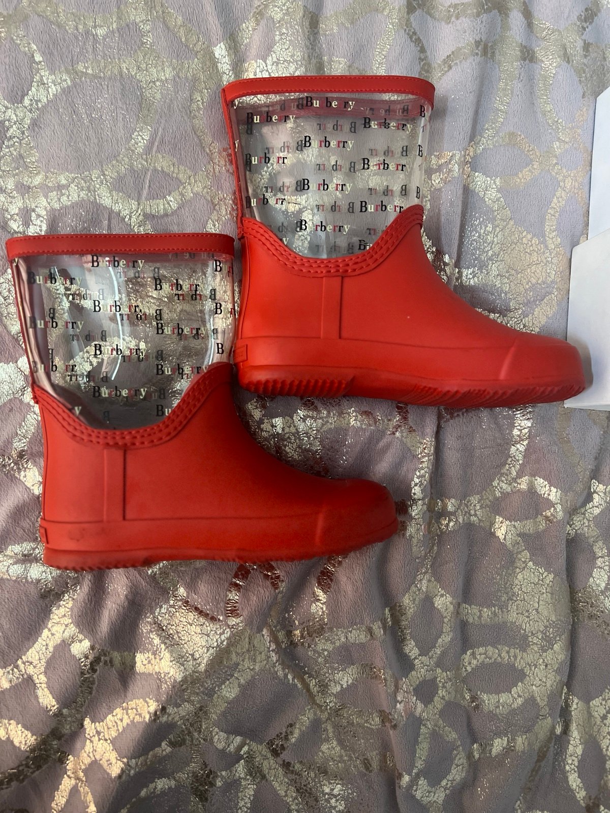 Burberry rainboots Girls 2T 5T